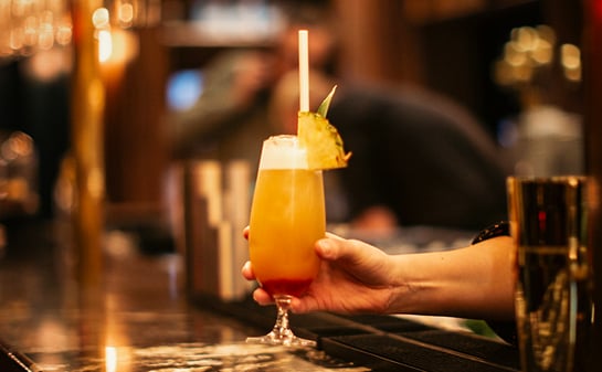 Burgers, Pizzas & Cocktails | Everyman at The Whiteley — Everyman Cinema