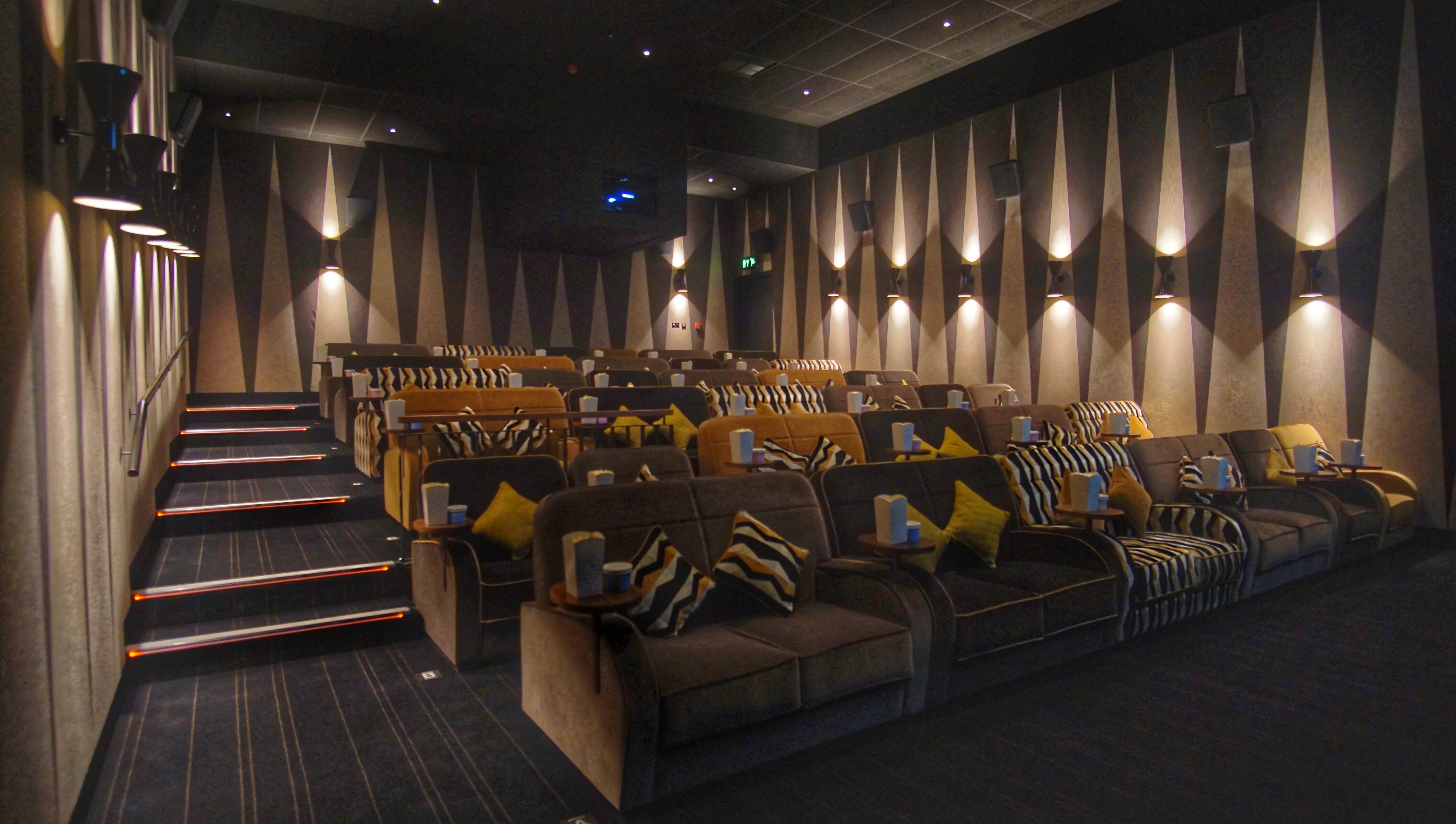 Luxury Cinema Stratford-upon-Avon | Cinema Listings & Tickets ...