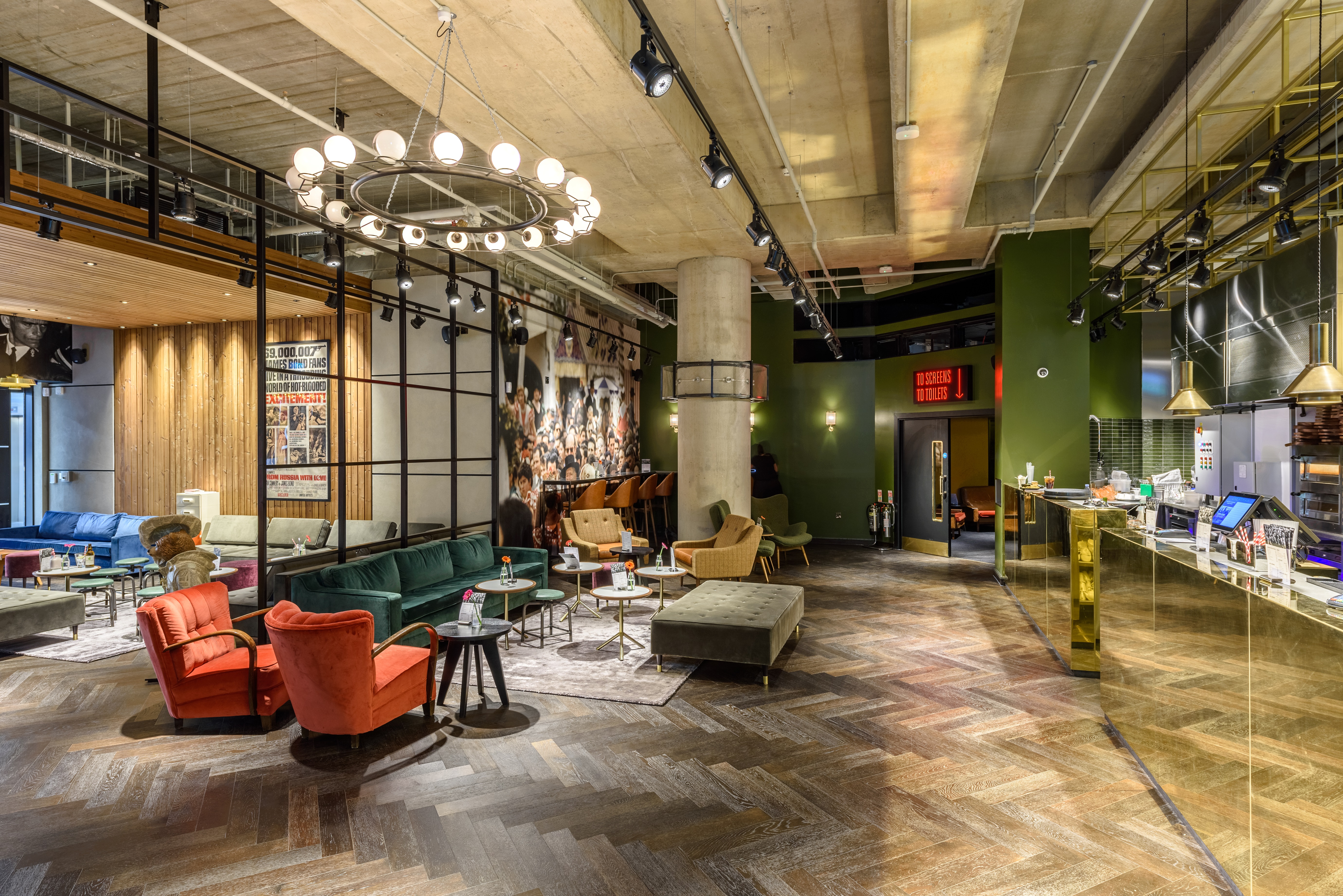 Luxury Cinema Canary Wharf | Cinema Listings & Tickets — Everyman Cinema